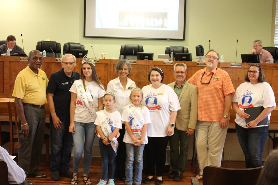 Mayor’s Journal: Cleaning Things Up – Daisy Raisler